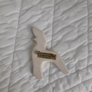 Jewelry | Retro Ceramic Birdinflight Pin | Poshmark